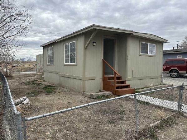 1961 MAYFLOWER Mobile Home For Sale or Rent | 4 Hwy 339 #27 Yerington, NV