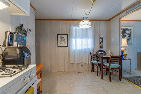 Senior Retirement Living - 1971 COA Mobile Home For Sale in Las Vegas, NV