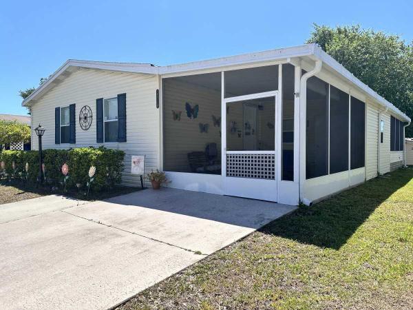 2002 Homes of Merit Mobile Home For Sale | 3519 Zephyr Lane Valrico, FL