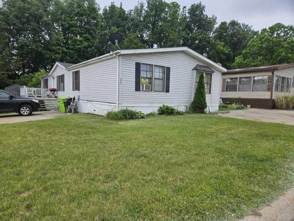 1988 Champion Mobile Home For Sale | 485 Meadows Circle S. Wixom, MI