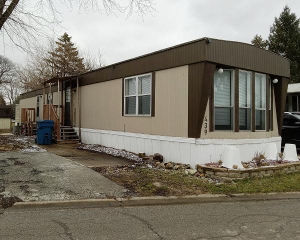 1984 Victorian Mobile Home For Sale | 439 Sterling E. Justice, IL