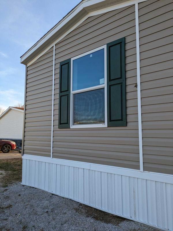 2023 Champion Mobile Home For Sale or Rent | 7534 U.s. 60 #96 Republic, MO