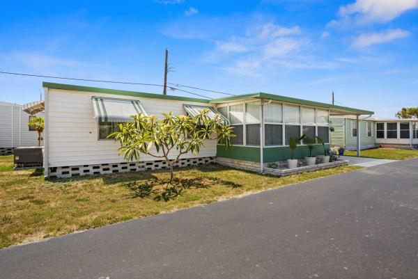 1983 SAND Mobile Home For Sale | 7403 46th Avenue North Lot 78 Saint ...