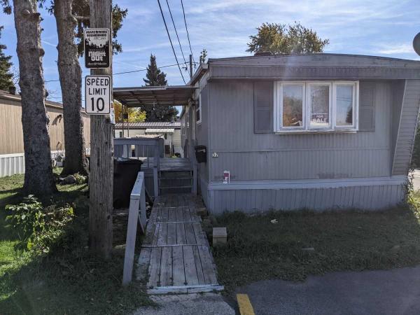 10525 W Greenfield Ave #37 West Allis, WI | MHVillage