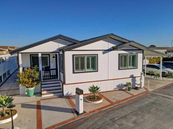 2001 Hallmark Mobile Home For Sale | 16222 Monterey Ln. #237 Huntington ...