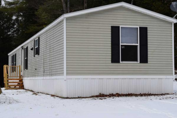 2001 Burlington Mobile Home For Sale | 72 Blanchard Rd. Lebanon, ME