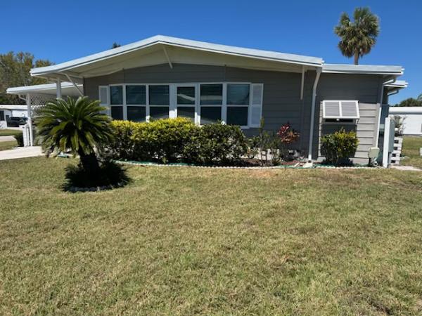 1982 Mobile Home For Rent | 5471 Whitehaven Lane Sarasota, FL