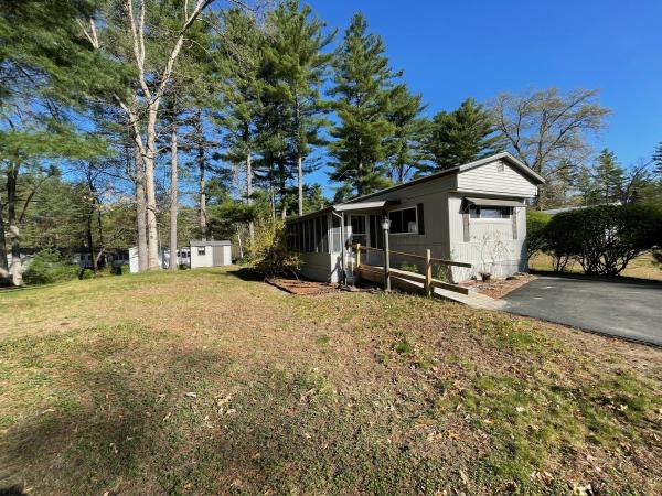 1973 MODULINE Mobile Home For Sale | 5 Clovercrest Drive Nashua, NH