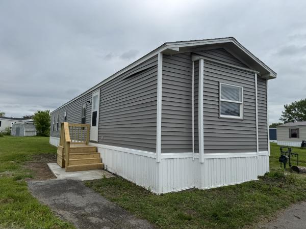 1986 Zimmer Homes Mobile Home For Sale | 6808 Ebury Court Liverpool, NY