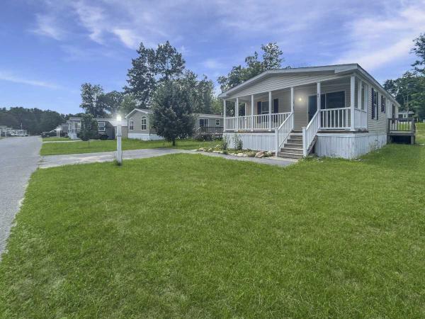 2019 Commodore Mobile Home For Sale | 709 Route 29 #41 Rock City Falls, NY