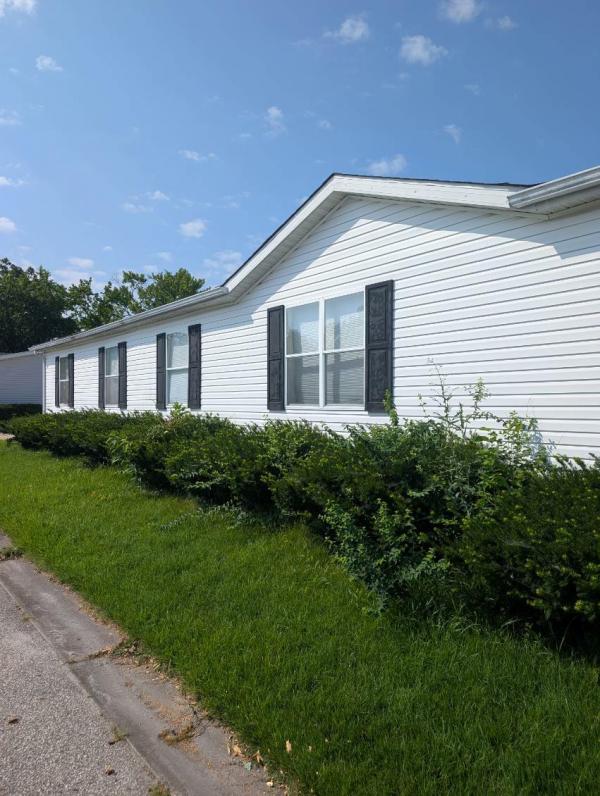 1993 WOOD Mobile Home For Sale | 102 Village Green Lane Middle River, MD