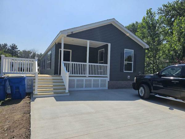 2025 Adventure Mobile Home For Sale | 5385 Stacy Trail #156 Stacy, MN