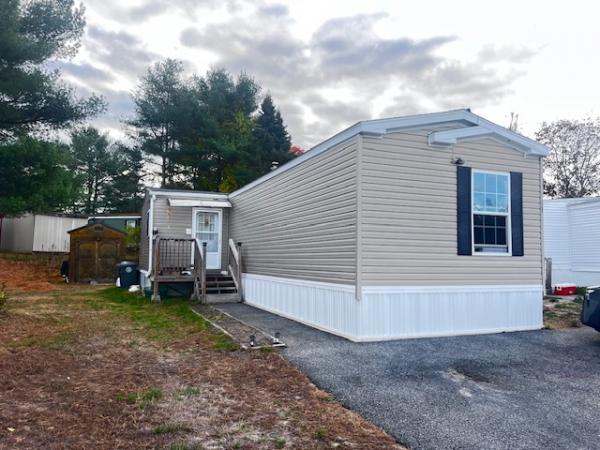 2016 Commodore Mobile Home For Sale | 195 Wickham Way Westbrook, ME