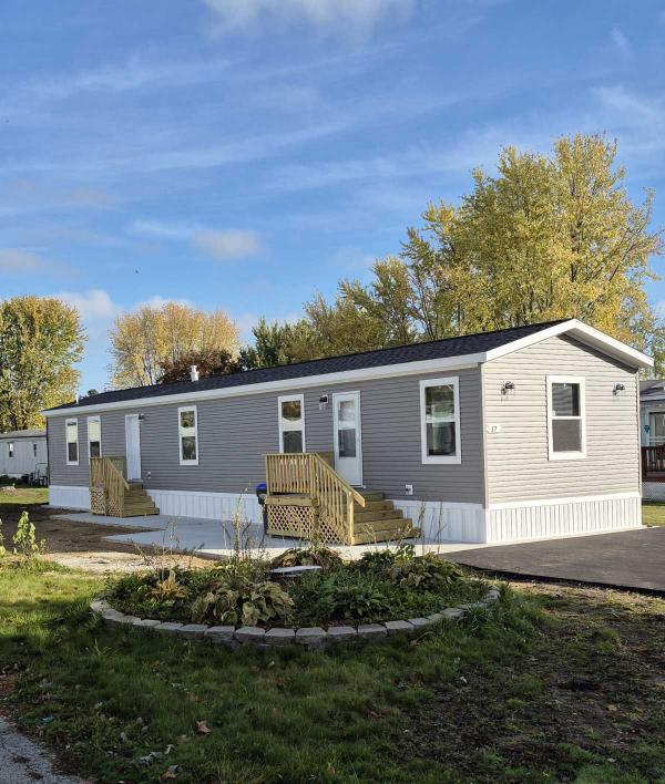 2025 Midcountry Mobile Home For Sale | 17 Northwood Village New London, WI