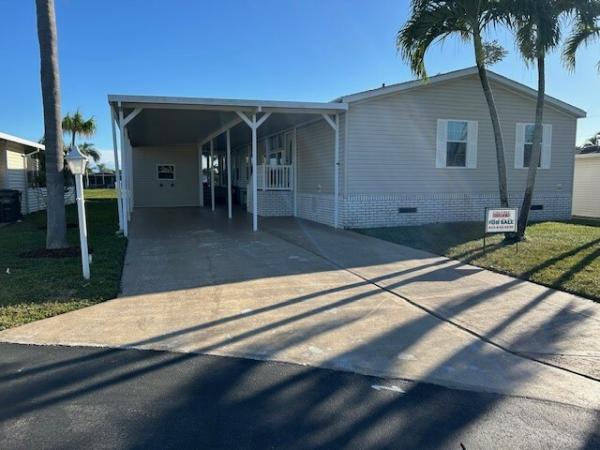 2007 Nobility Mobile Home For Sale | 6143 Palm Harbor Drive Lantana, FL