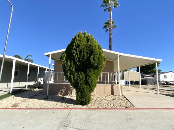 1990 Paramount Mobile Home For Sale | 913 S Grand Ave #144 San Jacinto, CA