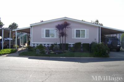 Dell Wayne Estates Mobile Home Park in Yuba City, CA | MHVillage
