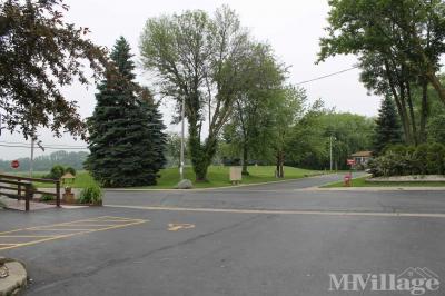 Timber Ridge Mobile Home Park in Pleasant Prairie, WI | MHVillage