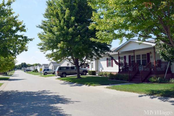 Maple Run Mobile Home Park in Clio, MI | MHVillage