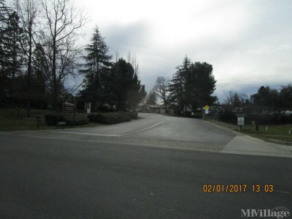 Lake Oaks Mobile Home Community Mobile Home Park in Diamond Springs, CA ...