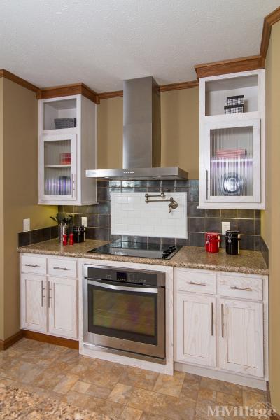 Millstone Pond Mobile Home Park in Lenox, MI | MHVillage