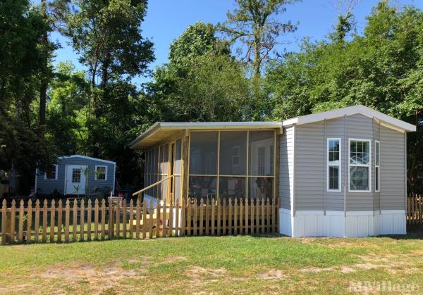 Paradise Village Estates Mobile Home Park in Lake City, FL | MHVillage