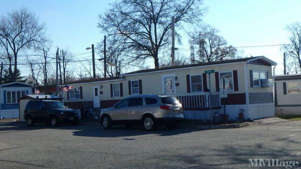 Edison Mobile Estates Mobile Home Park in Edison, NJ | MHVillage