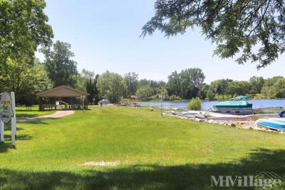 Cranberry Lake Mobile Home Park in White Lake, MI | MHVillage