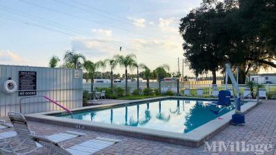 Red Oaks RV Resort Mobile Home Park in Bushnell, FL | MHVillage