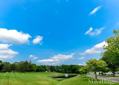 Commerce Meadows Mobile Home Park in Wixom, MI | MHVillage