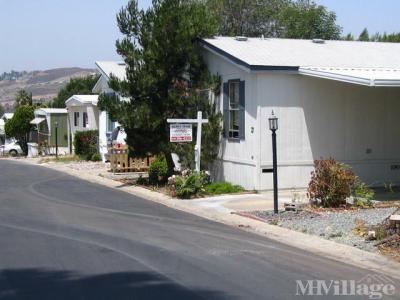 Lamplighter Village Mobile Home Park in Spring Valley, CA | MHVillage