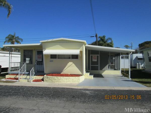 Holiday Ranch Mobile Home Park in Clearwater, FL | MHVillage