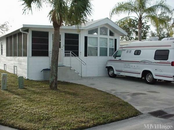 Paradise Pointe RV Resort Mobile Home Park in Naples, FL | MHVillage