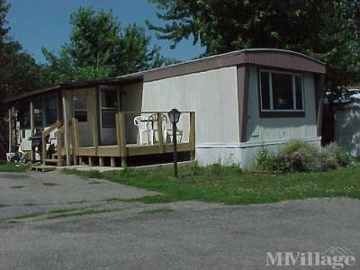 Smith Mobile Home Park Mobile Home Park in Okoboji, IA | MHVillage