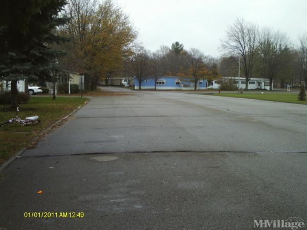 Windmill Park Mobile Home Park in Holt, MI | MHVillage