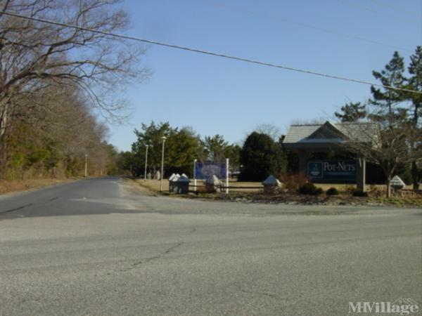 Pot Nets Creekside Mobile Home Park in Long Neck, DE | MHVillage