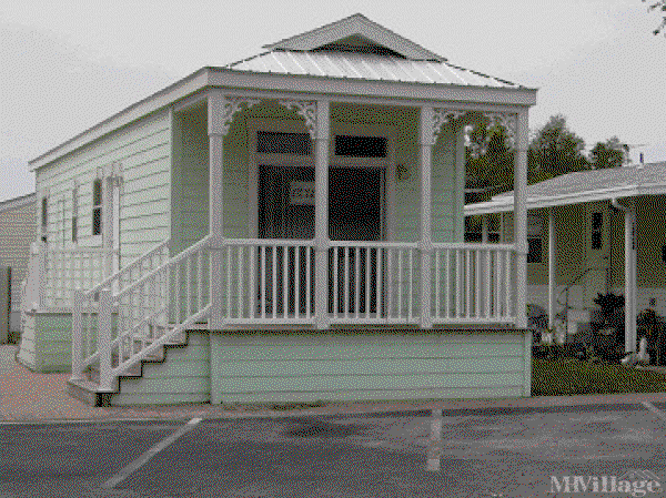 Silver Dollar Resort Mobile Home Park in Odessa, FL | MHVillage