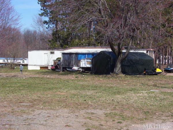 Fox Meadow Mobile Home Park in Fulton, NY | MHVillage