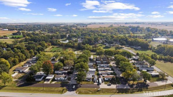 Sunnybrook Mobile Home Park in Berwick, IA | MHVillage