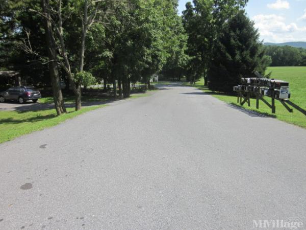 Creek View Farms MHP Mobile Home Park in Shermans Dale, PA | MHVillage